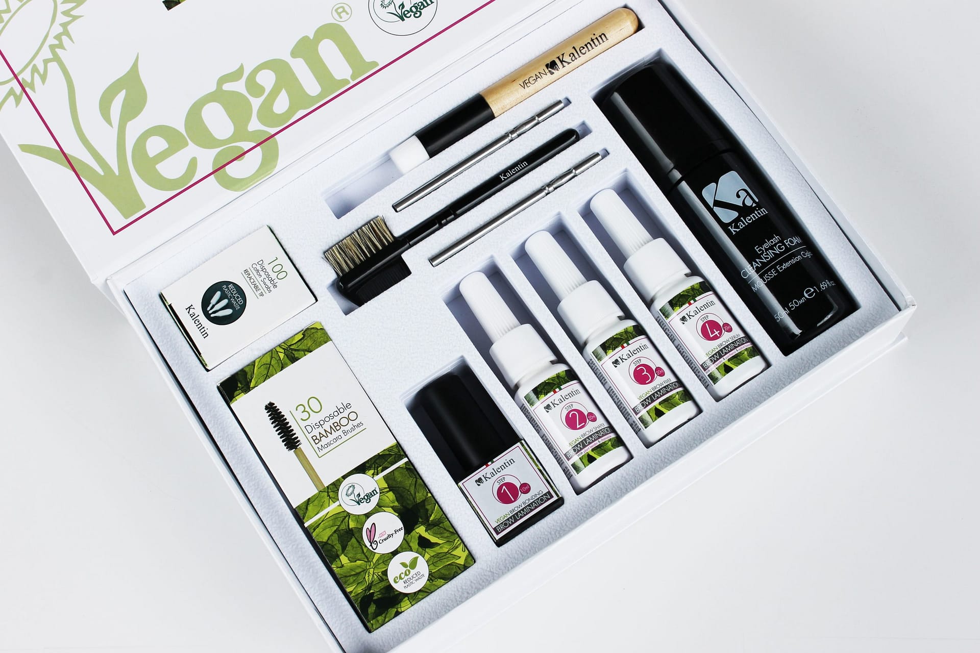 Sopracciglia laminate: tutto quello che devi sapere prima di provare